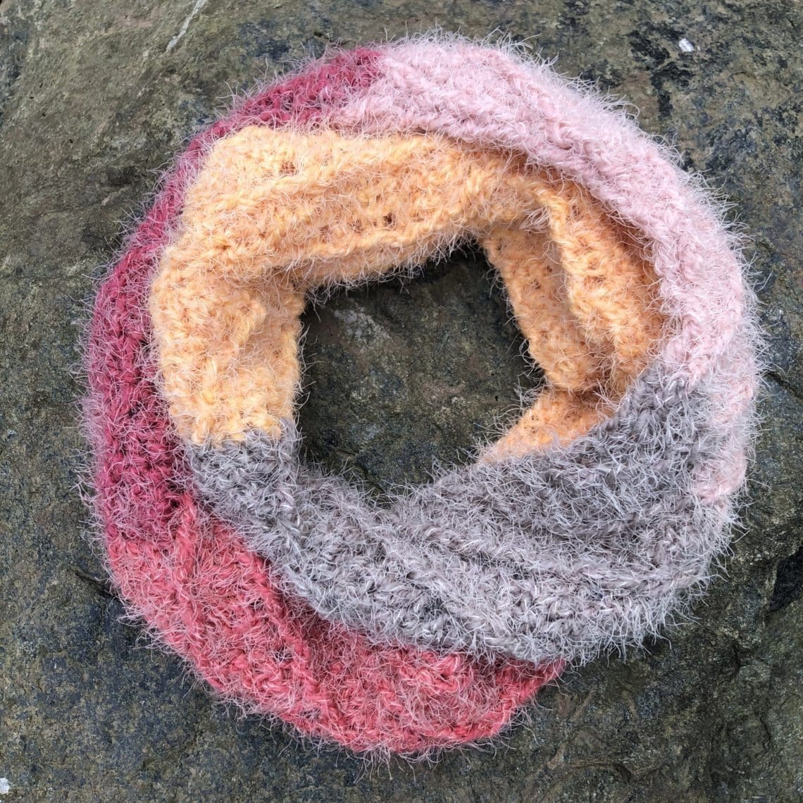 Fuzzy Infinity Scarf – Tying An End