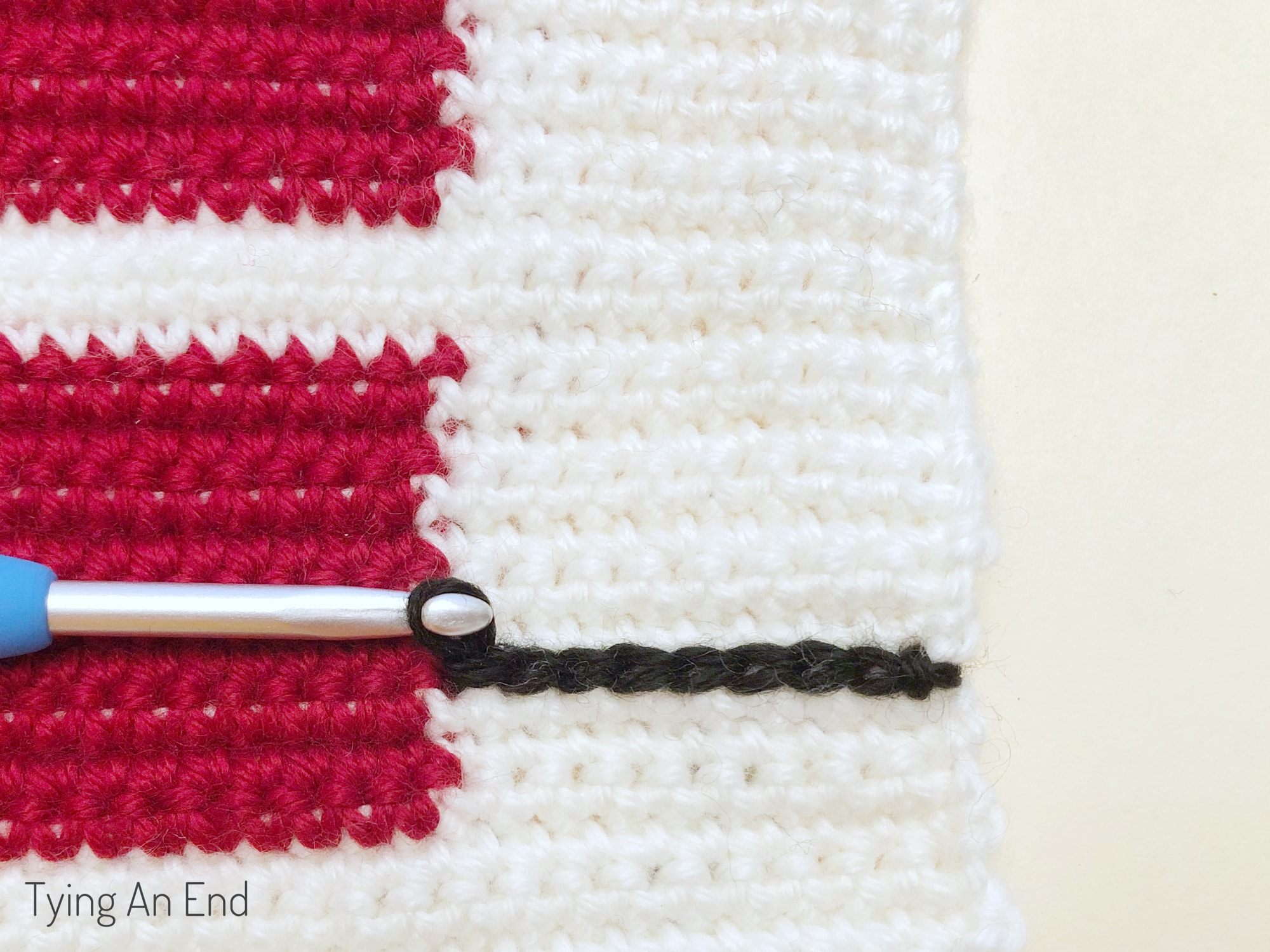 Crochet Plaid & Gift Box Square [Free Pattern] - Tying An End
