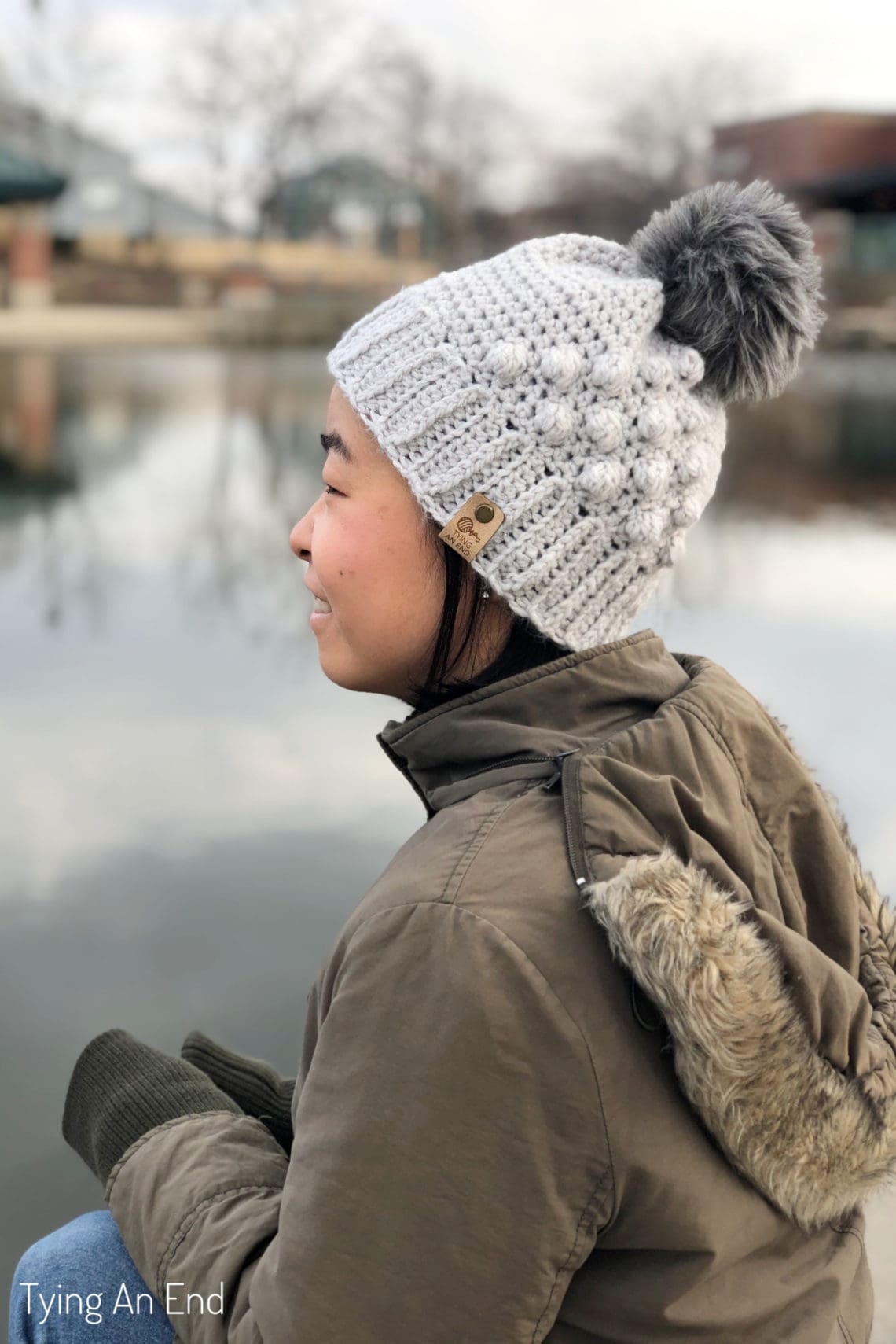 Tri-Dot Beanie – Tying An End