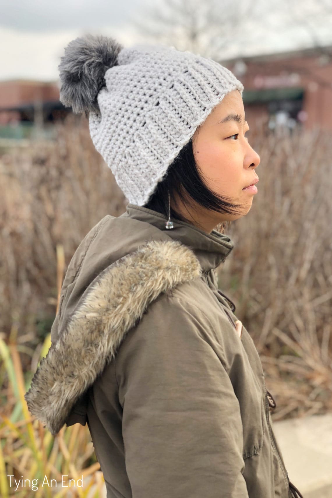 [Free Crochet Pattern] Tri-Dot Beanie - Tying An End
