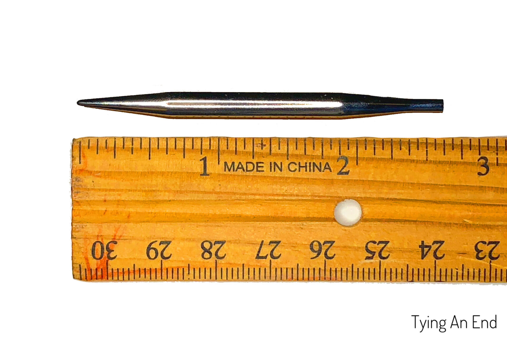 Short Interchangeable Circular Needles Review - Tying An End